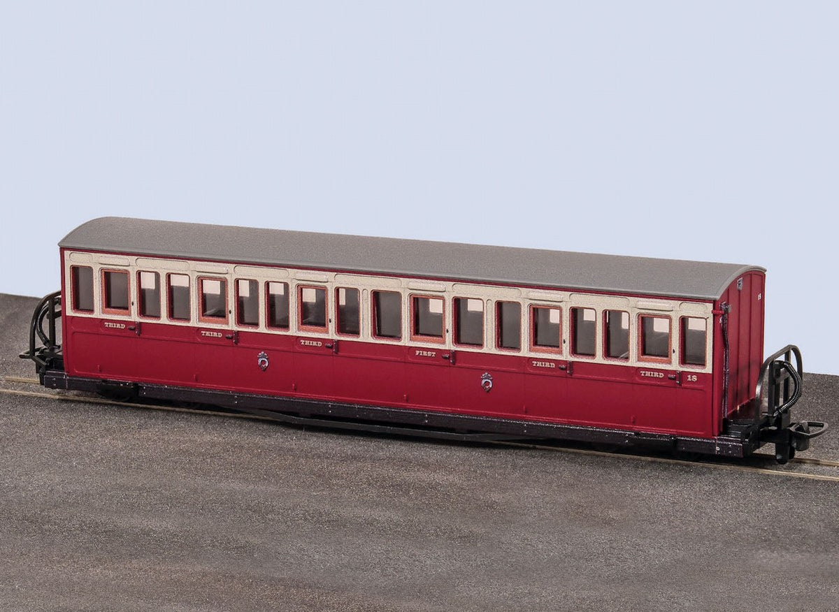Peco GR-602B OO-9 FR Short Bogie Coach Red CR18 — Branchline Hobby Shop