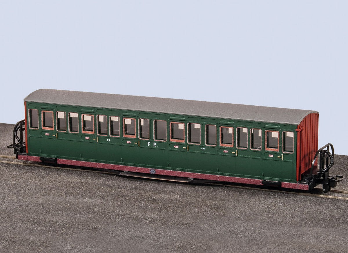 Peco GR-603A OO-9 FR Short Bogie Coach Green 17 — Branchline Hobby Shop